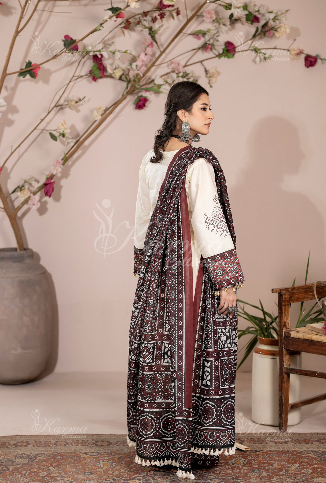 Pakistani Clothing Brands | Discover Style with KARMA COLLECTION ...